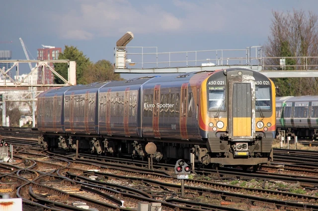 B199 35MM SLIDE South West Trains Class 450 450021 @ Clapham Junction £ ...