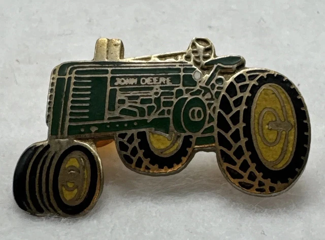 JOHN DEERE TRACTOR Pin Gold Tone Enamel Farming Equipment Vintage £19. ...
