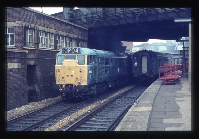 ORIGINAL 35MM SLIDE- Class 31/4 - 31413 at Paddington station c.1975. £ ...
