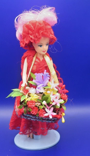 DOLLSHOUSE DRESS FOR 1:12th SCALE DOLL -HANDMADE. RED LACY FLOWER GIRL ...