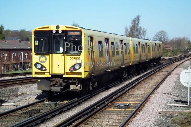 CLASS 507 507032, 3 car EMU, in MerseyRail Yellow at Rock Ferry £0.95 ...