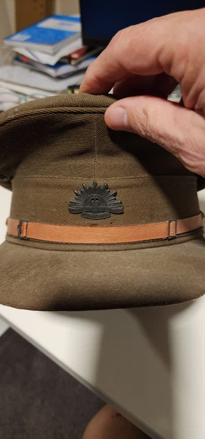 WW2 AUSTRALIAN ARMY Officers Peaked Cap, original, excellent condition ...