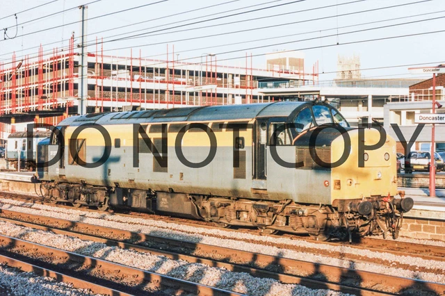 UK DIESEL TRAIN Railway Photograph Of Class 37 37377 Loco. Rm37-1096 £1 ...