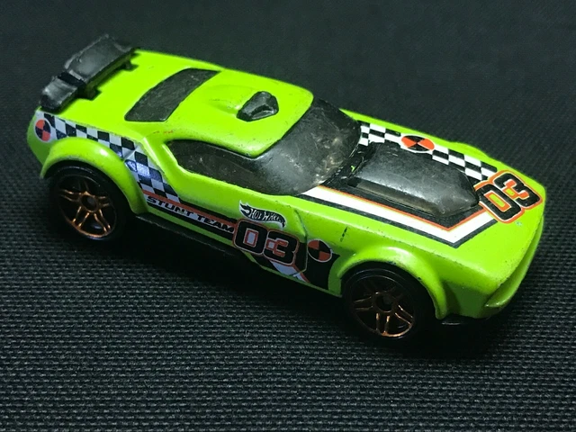 HOT WHEELS FAST Fish (Lime Green) Collectable Scale 1:64 $6.99 ...