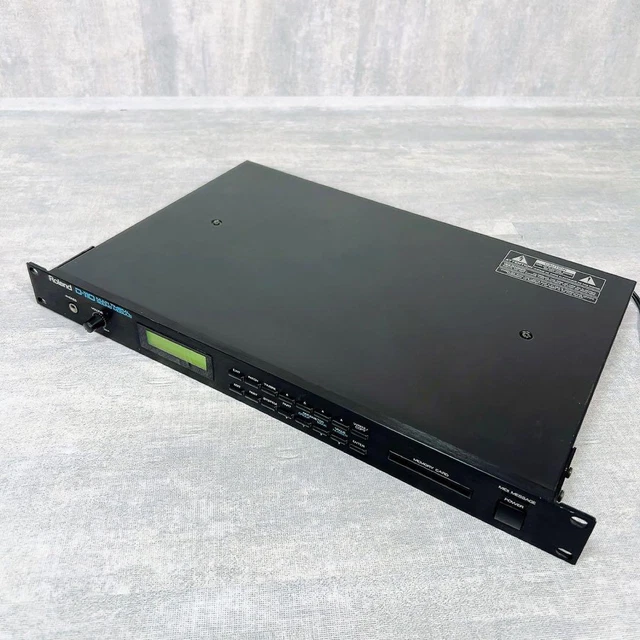 ROLAND MULTI TIMBRAL Sound Module Rack Mount D-110 w/ Manual Tested ...