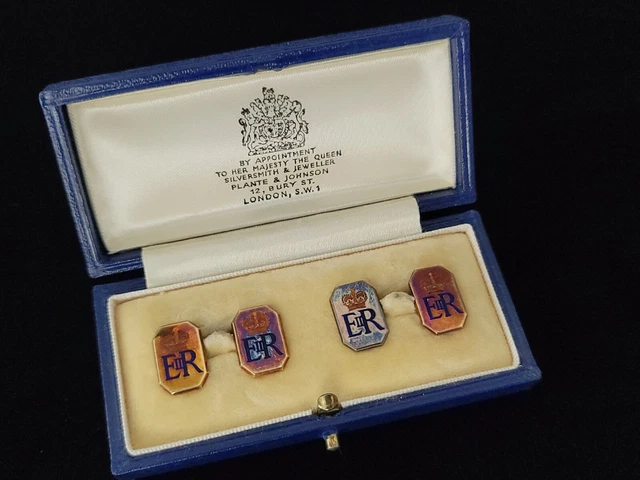 QUEEN ELIZABETH II Gold Royal Presentation Cufflinks ERII Monogram ...