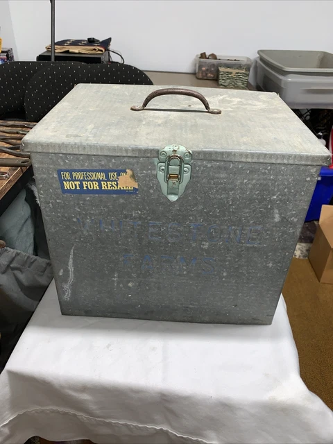 VINTAGE WHITESTONE FARMS Galvanized Metal Insulated Milk Box £45.58 ...