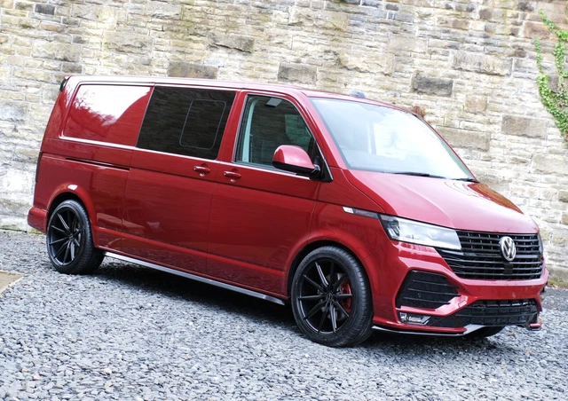 VW TRANSPORTER T6.1 Sportline Kombi Highline LWB DSG 204T32 Euro 6 ...
