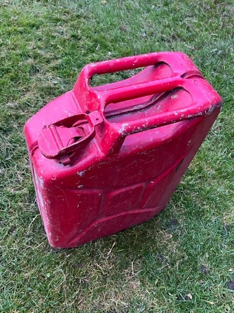 WW2 BRITISH ARMY Jerry Can - BMB 1944 465x34x16cm Painted Red £18.00 ...