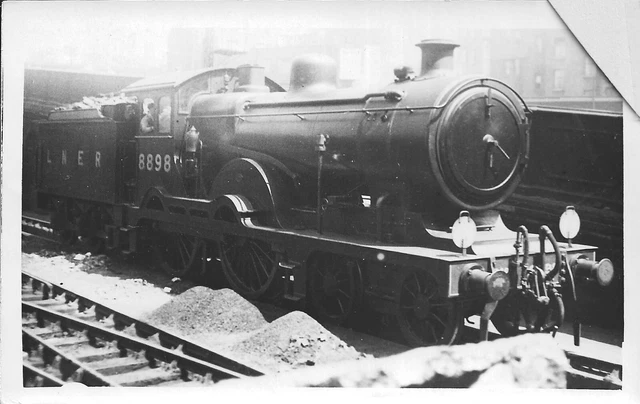 LNER EX Great Eastern - D15 4-4-0 8898 - Vintage Image - # L4478 £1.50 ...