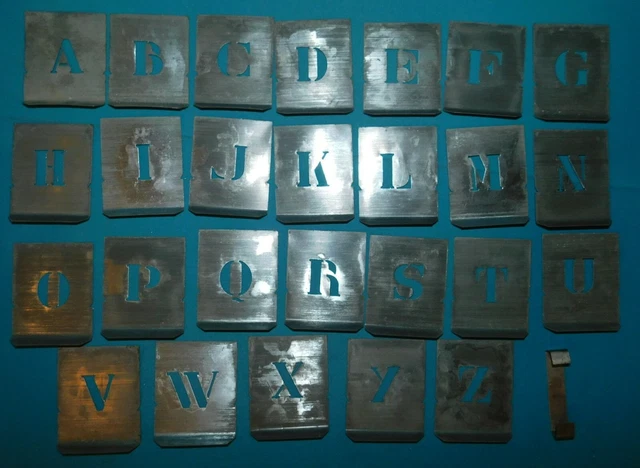 ANCIEN POCHOIR GABARIT EN ZINC ALPHABET COMPLET LETTRES 20mm INDUSTRIEL ...
