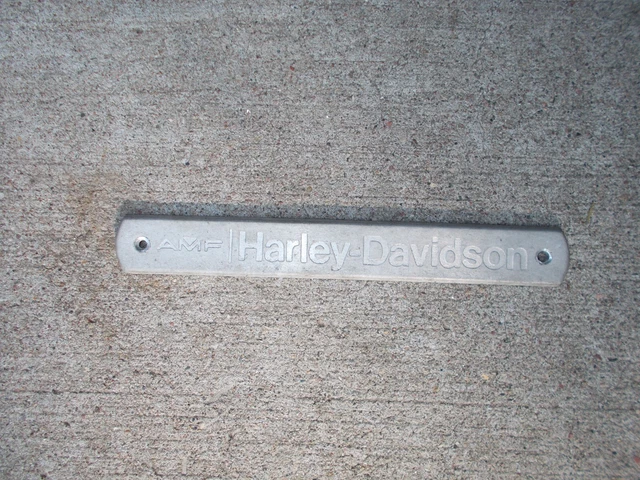 1975 HARLEY DAVIDSON Golf Cart AMF Name Plate Badge Display Emblem EUR ...