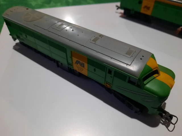 AUSTRALIAN NATIONAL DIESEL Locomotive III - looks pretty good - working ...