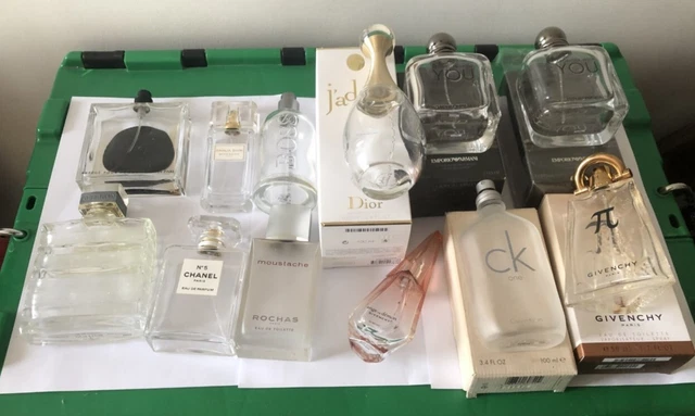 LOT DE DOUCE Flacons De Parfum Vides Avec Et Sans Boites En Carton ...