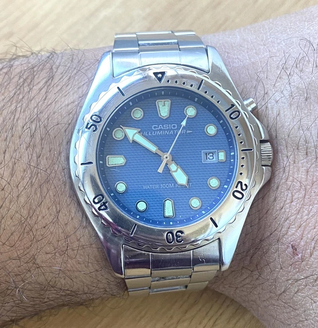 CASIO DIVER WATCH MD-528 Model 1335 illuminator Quartz Men's Watch Blue ...