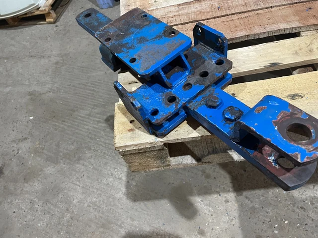 FIXED HEIGHT SWINGING draw bar / cradle X Ford 1710 4wd compact tractor ...