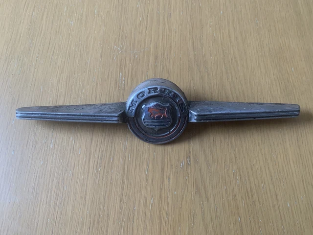 VINTAGE MORRIS CLASSIC Metal Car Badge Emblem Grill £8.00 - PicClick UK