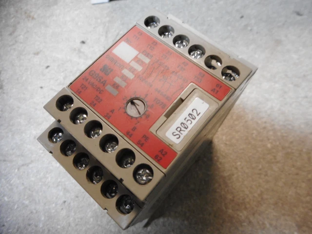 OMRON G9SA-301 24VAC/DC Safety Relay / Safety Relay 24VAC/DC 250VAC 5A ...
