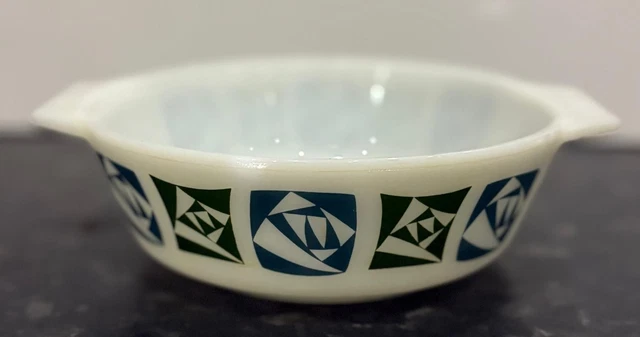 VINTAGE 50S 60S JAJ Pyrex Checkers Casserole Dish 22cm Without Handles ...