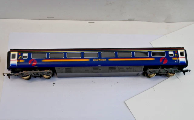 HORNBY BR MK3 Hst Coache First Great Western Livery 41005 £19.89 ...