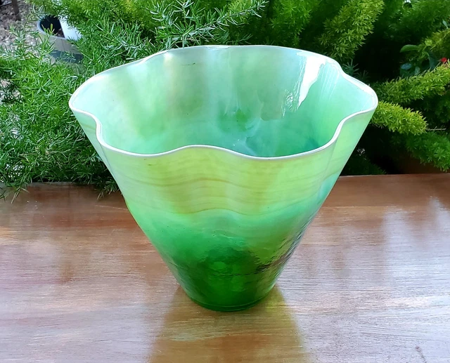 MURANO GREEN BOWL Venezia Italy Vintage Centerpiece Vase Scalloped Rim ...