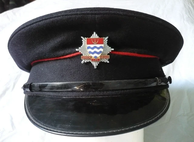 VINTAGE FIREMANS, LONDON Fire Brigade, Peaked Cap, Hat & Badge, F29 ...