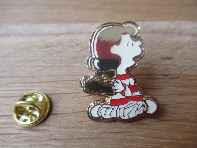 Snoopy And Lucy Peanuts Vintage Pin Badge Eur 23 00 Picclick Fr