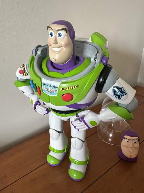 CUSTOM SCREEN MOVIE Accurate Toy Story Signature Collection Buzz ...