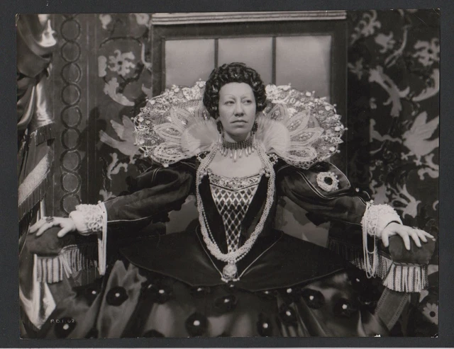 VINTAGE FLORA ROBSON as Queen Elizabeth "Publicity Portrait" 1950s £11. ...