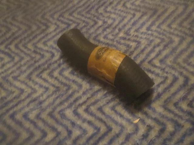 NOS FORD D0TZ-8548-A Hose New Genuine Ford EUR 7,60 - PicClick FR