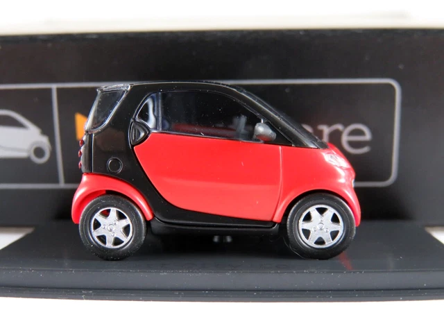 BUSCH/SMART 0012498 V001 C36Q 00 Smart City-Coupé (1996) in phat red ...