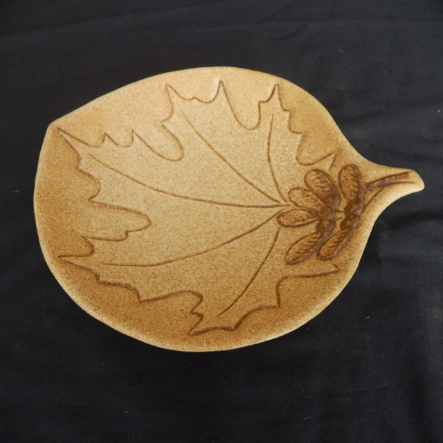 VINTAGE STUDIO POTTERY Leaf Sycamore Trinket Dish Hilary Buckle £6.00 ...