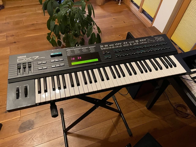 YAMAHA DX7 II FD FM Synthesizer 1986 Digital Keyboard in perfekten ...