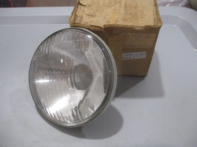 NOS YAMAHA OEM Lens Assembly 1976 IT400 1979-1981 TT500 434-84120-60 ...