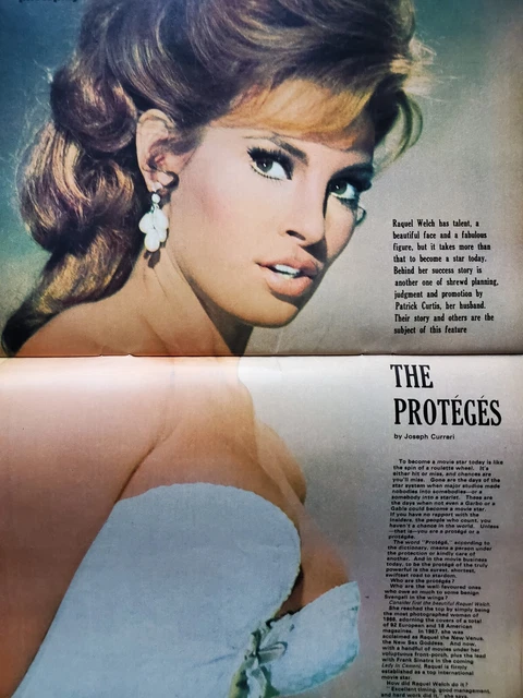 PHOTOPLAY DEC 1968 Raquel Welch, Franco Nero, Battle Of Britain, Olinka ...