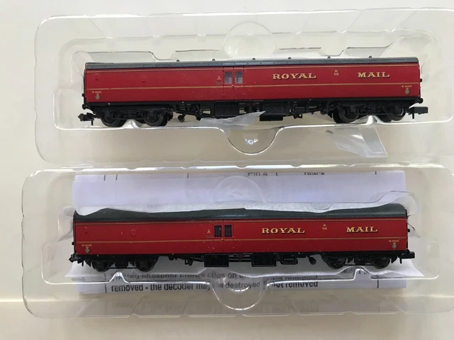 GRAHAM FARISH N Gauge, Two Mk1 TPO Sorting Van 'Royal Mail' Lighted ...