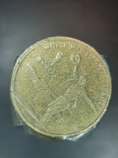 2005 AUSTRALIAN $1 One Dollar Coin World War Wwii 1939-1945 Peace Rare ... 2005 AUSTRALIAN $1 One Dollar Coin World War Wwii 1939-1945 Peace Rare ...