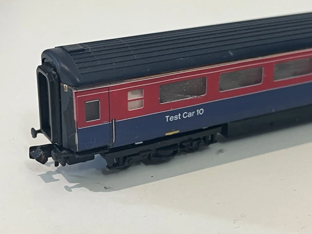 GRAHAM FARISH N Gauge MK3 Test Car 10 Coach RTC Livery (vinyl Sides) £ ...