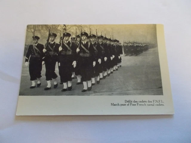 RARE MILITAIRE GUERRE 39/45 Defile Des Cadets Des F.n.f.l Tres Animees ...