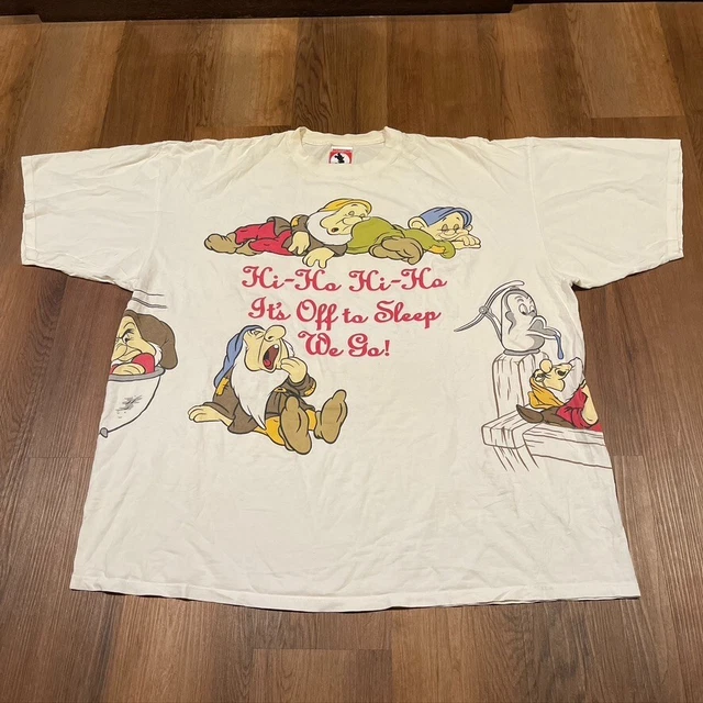 VINTAGE DISNEY SEVEN Dwarfs Off To Sleep All Over Print White Sleep T ...