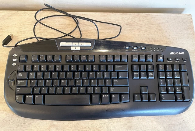 MICROSOFT USB WIRED Digital Media Keyboard 1.0A Model 1031 KC-0405 ...