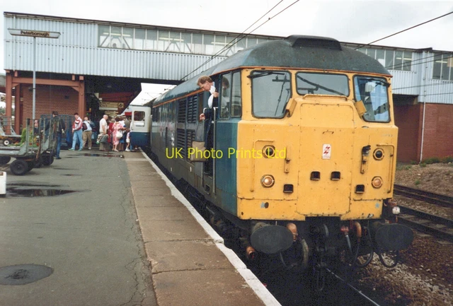 RAILWAY PHOTO 6X4 Class 31 31444 Passenger Train Peterborough c1986 £1. ...