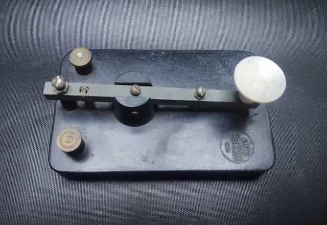 WW2 VINTAGE MORSE Key With Spark Quench Unit And Spark Gap Coil Very ...