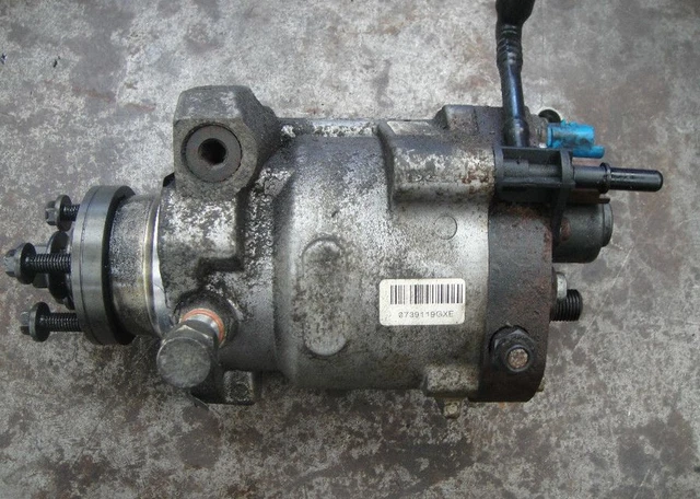 JAGUAR X-TYPE FORD MONDEO Mk3 TDCi diesel pump R9044Z130A / 6S7Q-9B395 ...