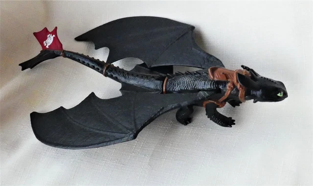 2013 HOW TO Train Your Dragon Toothless Tail Spins Wings Retract $18.00 ...