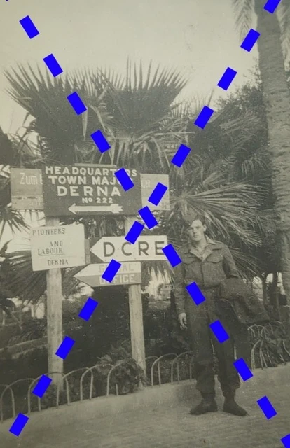 ORIGINAL WW2 ERA Photograph - Soldier By Signpost - Derna North Africa ...