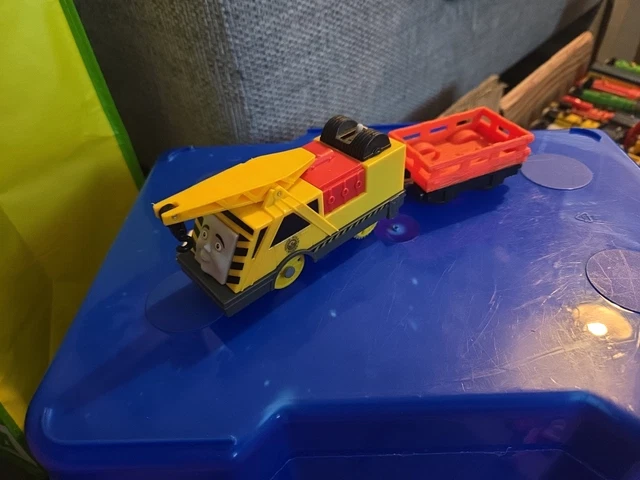 THOMAS THE TANK Engine & Friends Trackmaster Motorised Train Kevin £10. ...