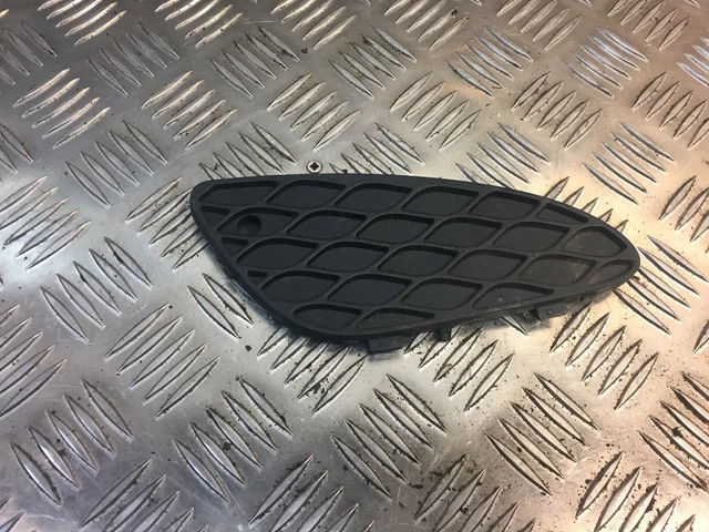 MERCEDES W211 AVANT Inférieur Grille Bordure (Set 2x Paire) Classe E ...