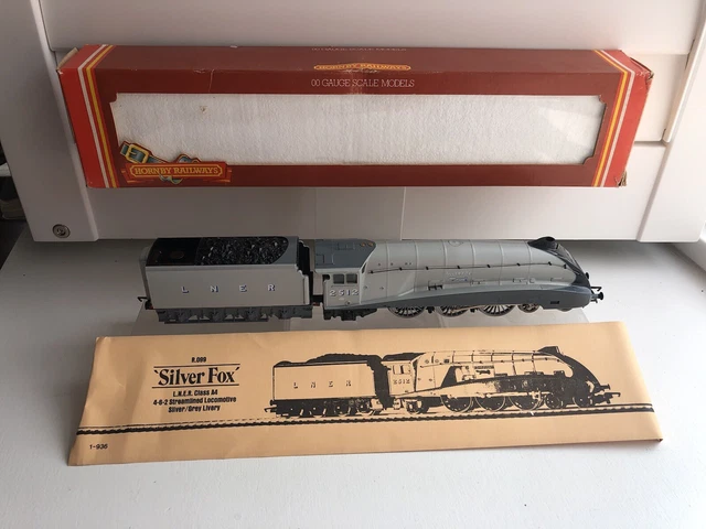 HORNBY LNER SILVER Fox 4-6-2 Class A4 Locomotive Model Railway OO Gauge ...