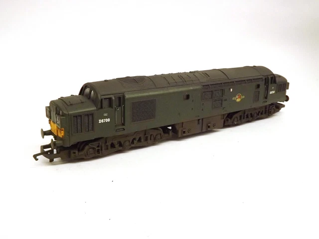 HORNBY R2471A BR Class 37 Diesel D6700 Green Weathered (OO Scale) Boxed ...
